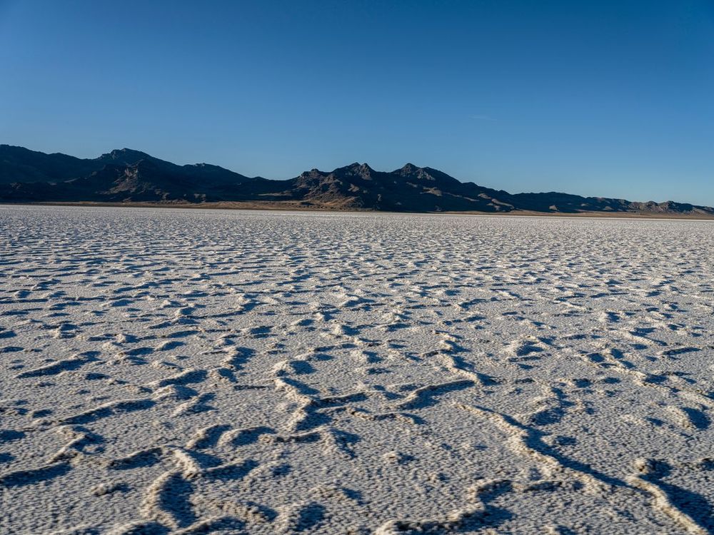 Utah Open Salt Desert Mountain