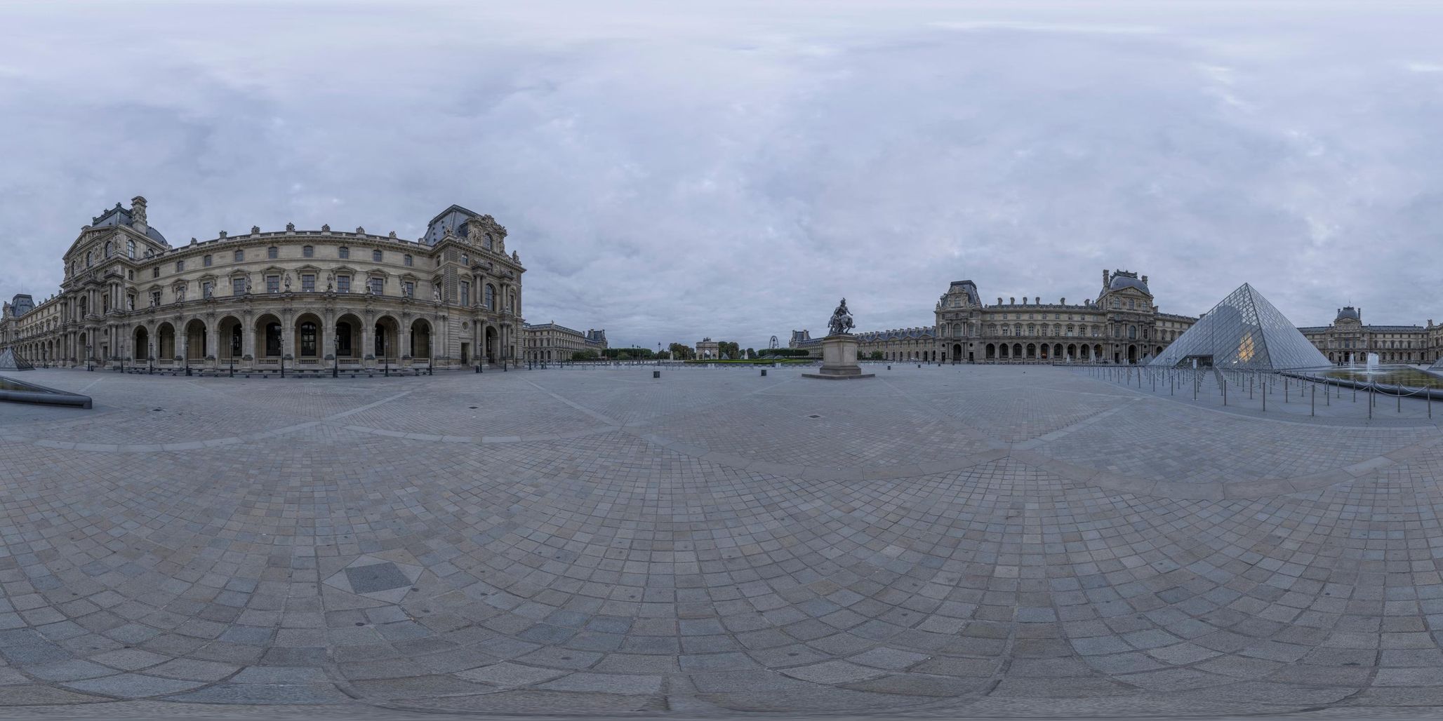 Historic Town Square in Paris, France - HDRi Maps and Backplates