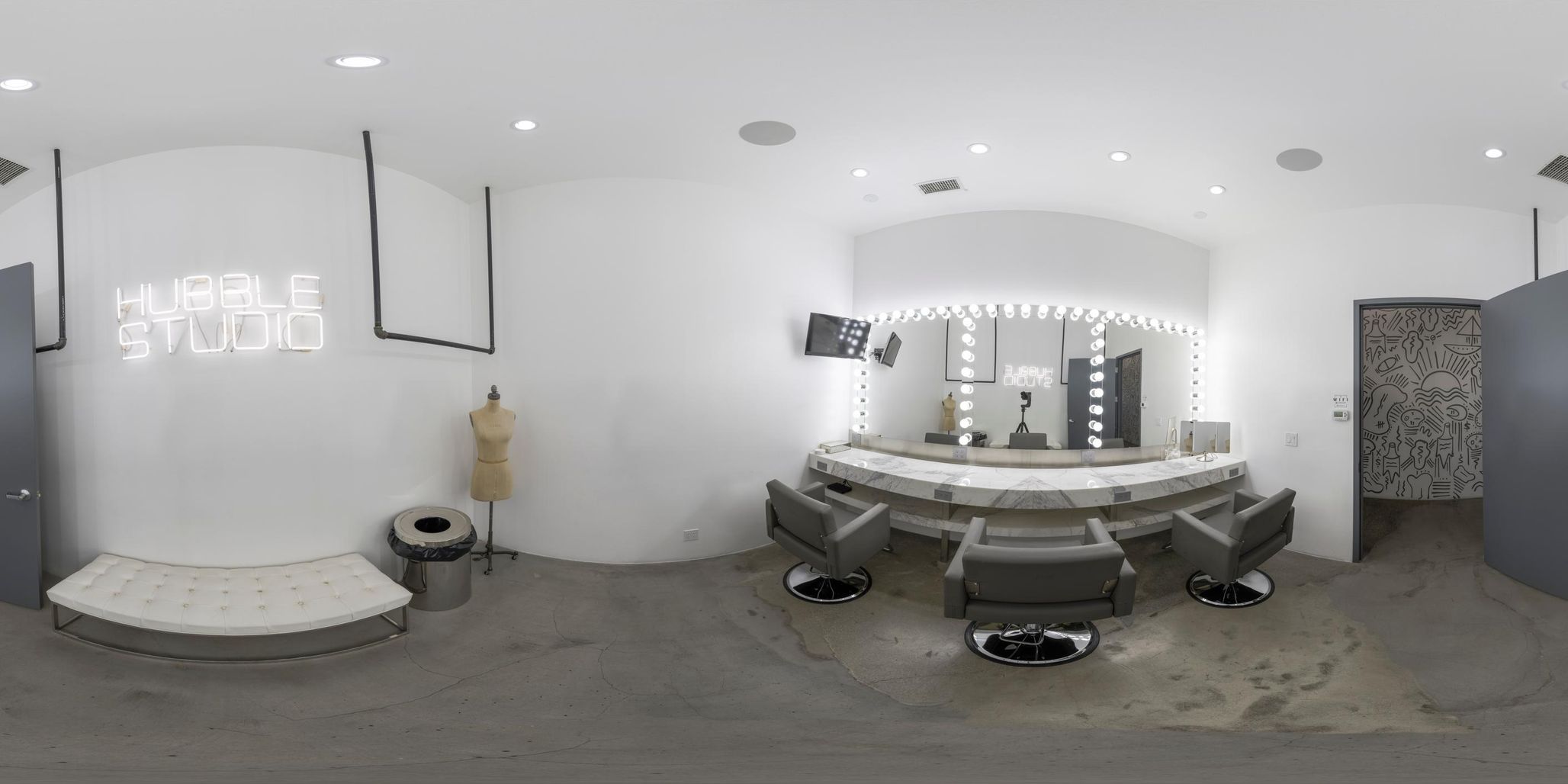 Los Angeles Interior Design: A Room with Mirrors - HDRi Maps and Backplates