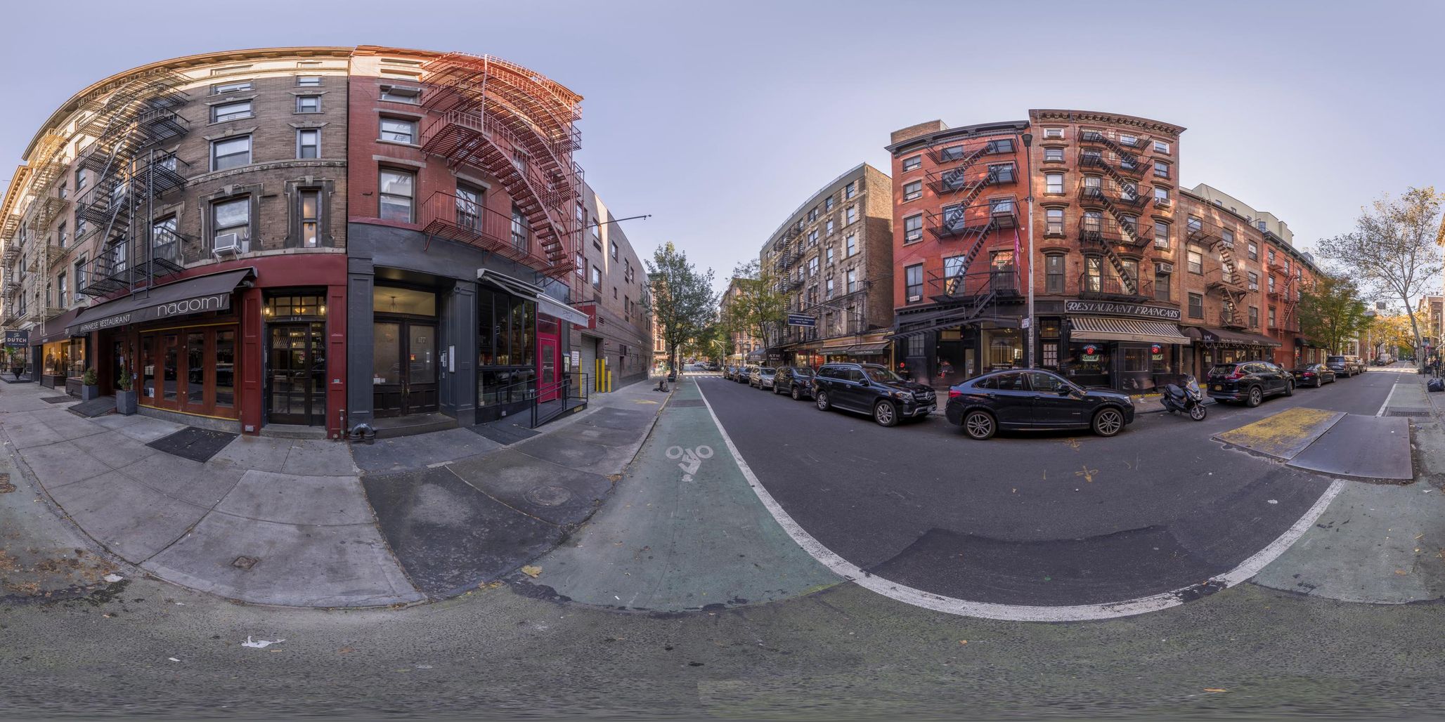 Soho: A Street Corner in New York City - HDRi Maps and Backplates