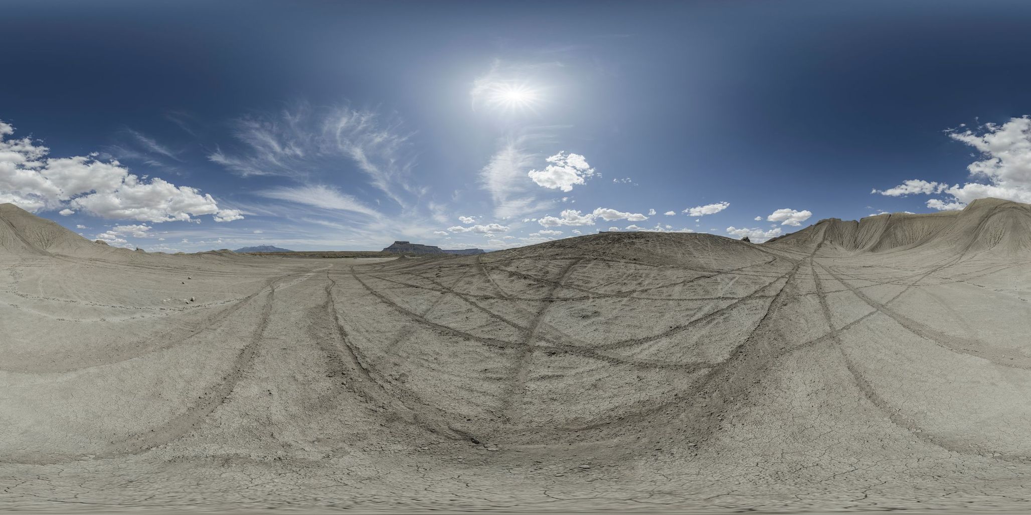 Utah Landscape: Off-Road Adventure in Open Space - HDRi Maps and Backplates