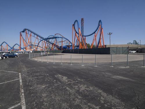 California Amusement Park: The Thrilling Roller Coaster Ride - HDRi ...
