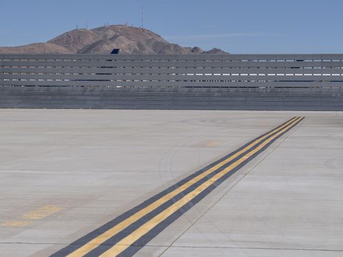 California USA: Airport Runway with Yellow Line - HDRi Maps and Backplates