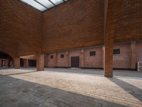 China's Urban Design: Exploring the Art District - HDRi Maps and Backplates