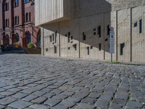 Cobblestone Courtyard in Berlin: Embracing City Life