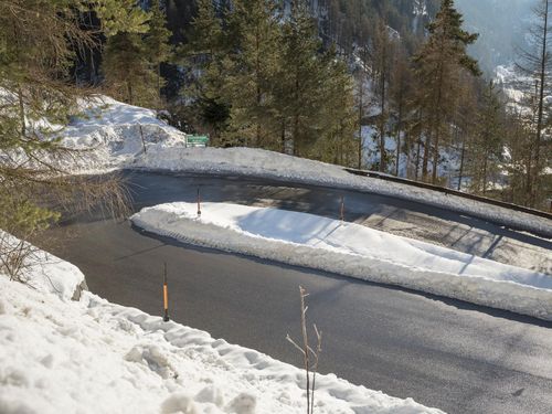 Elevated Road with Reflection on Wet Pavement - HDRi Maps and Backplates
