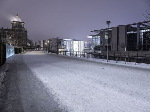 Freezing City with Street Lights - HDRi Maps and Backplates