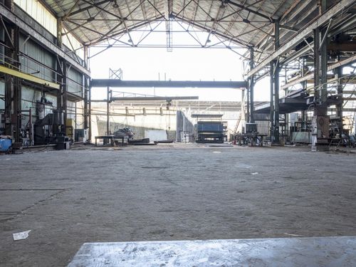 Los Angeles Warehouse Building with Open Doors - HDRi Maps and Backplates