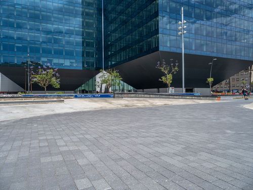 Modern Architecture in Spain: Office Buildings and Open Spaces - HDRi ...