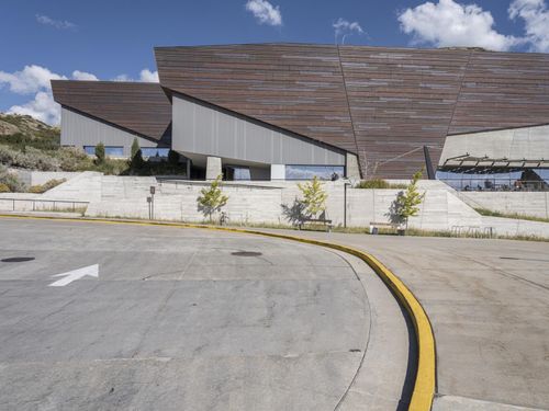 Modern Architecture in Utah's Residential Area - HDRi Maps and Backplates