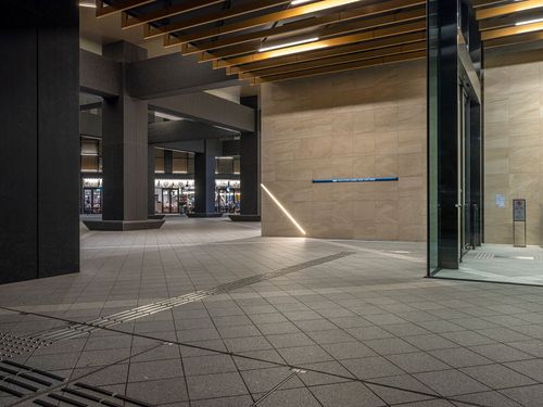 Nightlife in Tokyo, Japan: City Lights and Urban Design - HDRi Maps and ...