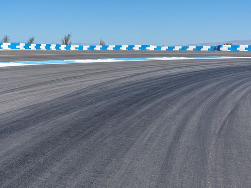 Race Track Day with Clear Skies in the USA - HDRi Maps and Backplates