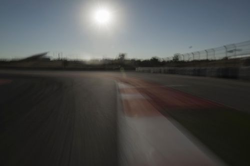 Race Track Days: Sun Visible against a Clear Sky - HDRi Maps and Backplates