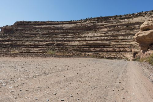 Road Through Utah: Bedrock Cliffs and Outcrops - HDRi Maps and Backplates