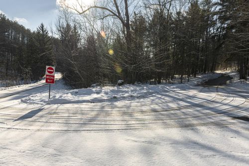 Scenic landscape in Toronto, Canada - HDRi Maps and Backplates