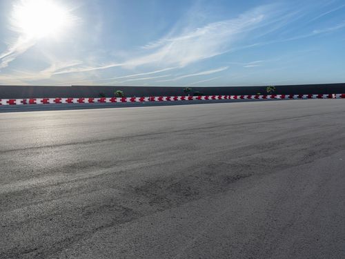 Sunrise at a Race Track in the USA: Sun Visible - HDRi Maps and Backplates