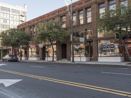 Urban Architecture: Mixed-Use Building in Downtown Los Angeles - HDRi ...