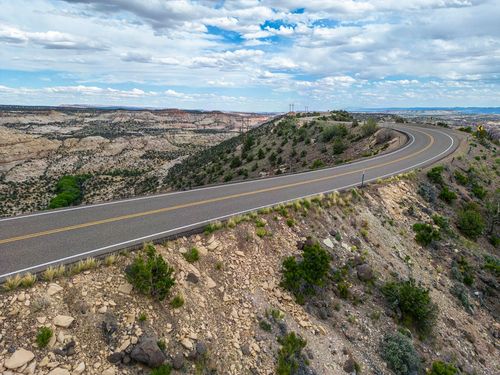 USA Road: A Top-Down Perspective of the Stunning Landscape - HDRi Maps ...