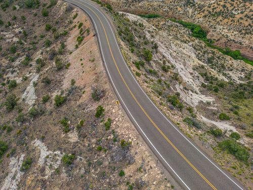 Utah Landscape: Aerial View of a Top-Down Road - HDRi Maps and Backplates