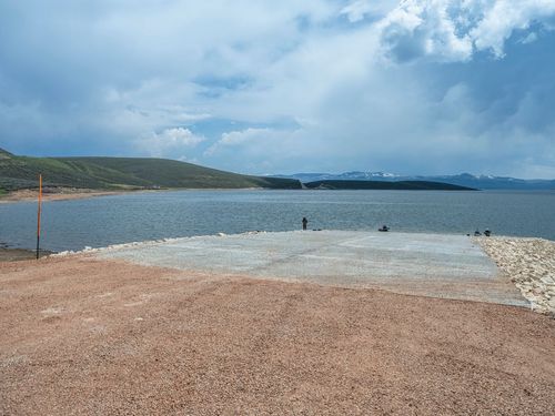Utah Landscape: Boat Ramp and Lake in the USA - HDRi Maps and Backplates