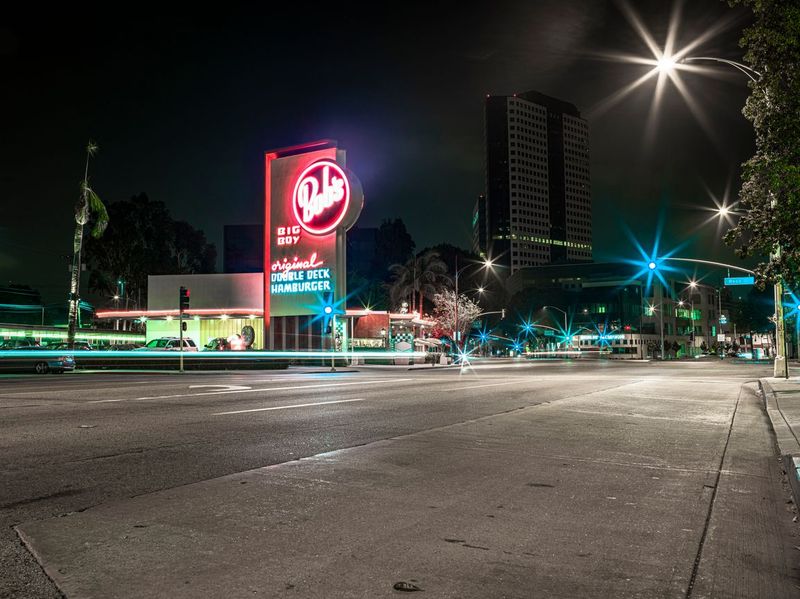Night Scene in California Suburb HDRi Maps and Backplates