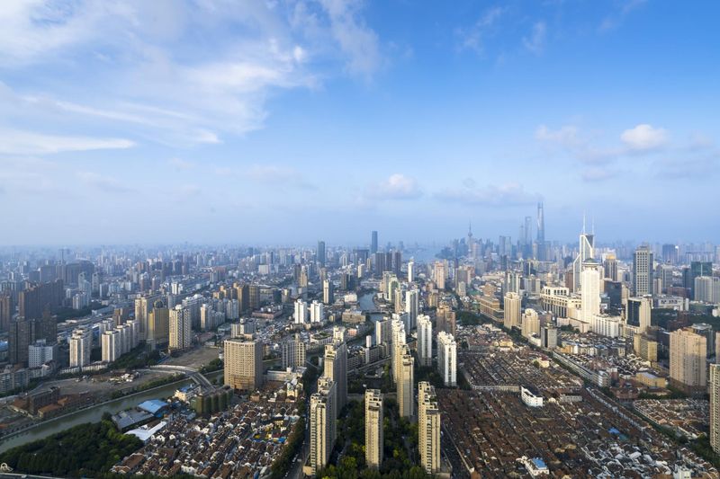 Overlooking the Modern Architecture of Shanghai HDRi Maps and Backplates
