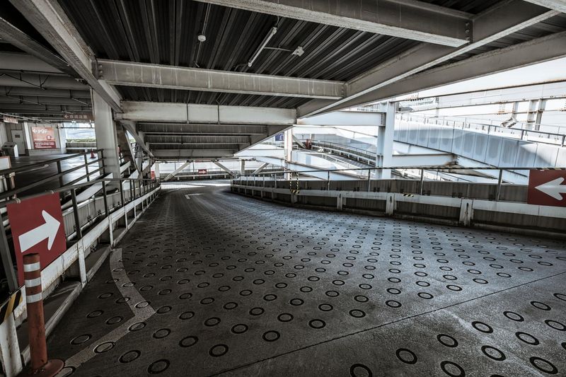 Airport Walkway with Arrows, Signs, and Artificial Light HDRi Maps and ...