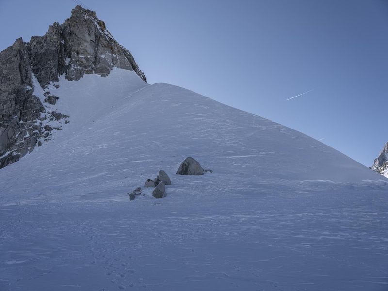 Alps Mountain Range in Europe: Snow Covered Slope HDRi Maps and Backplates
