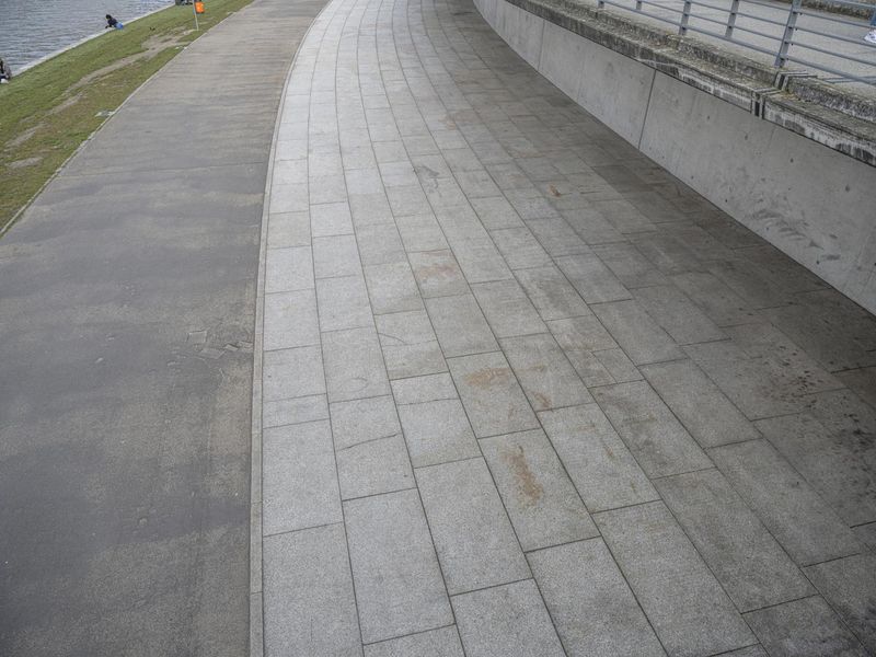 Berlin's Urban Design: A Fusion of Concrete Walls and Modern ...