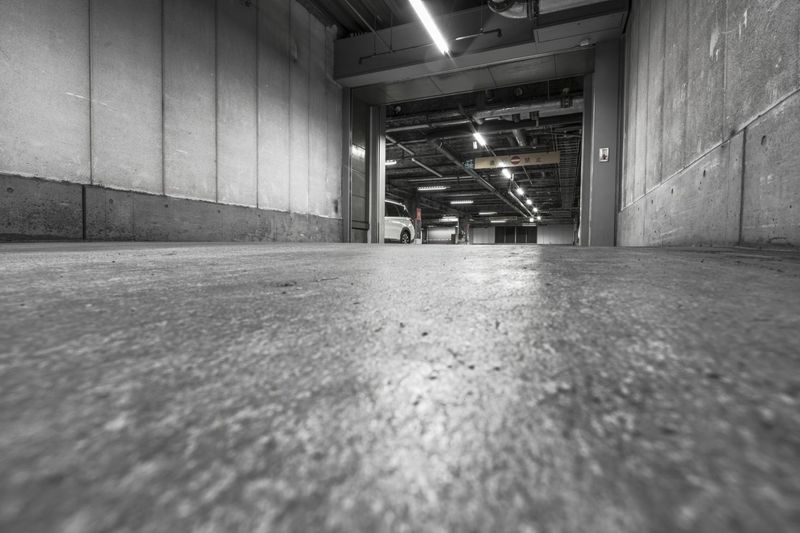 Black and White Concrete Parking Garage HDRi Maps and Backplates