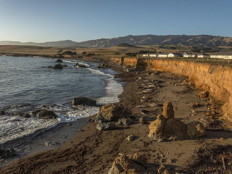 California Coast at Dawn: High Headlands and Breathtaking Views HDRi ...