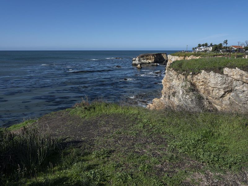 California Coastal Landscape: Green Grass and Clear Skies HDRi Maps and ...