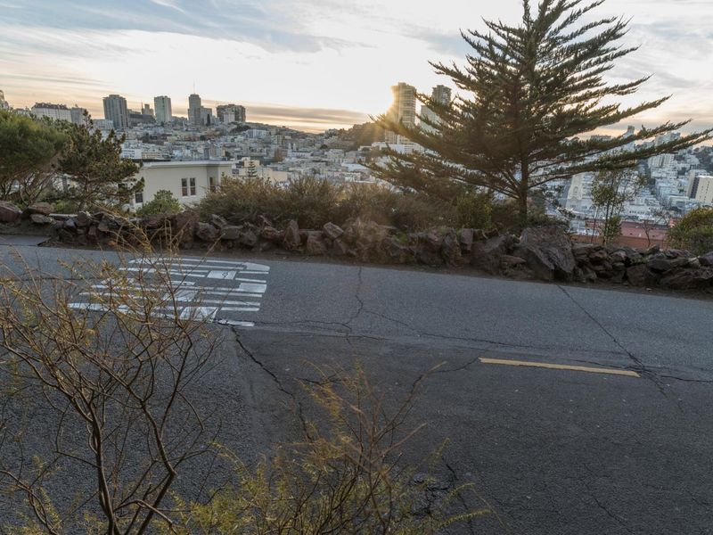 California Dawn: Overlooking San Francisco HDRi Maps and Backplates