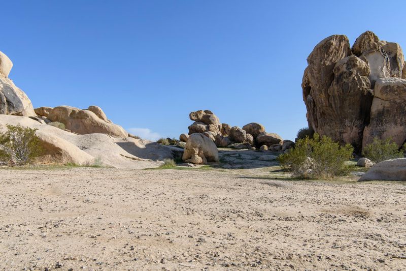 California Daytime: Exploring the Desert Landscape - HDRi Maps and ...