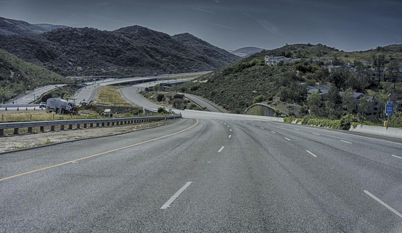 California Highway: Asphalt and Mountain Pass HDRi Maps and Backplates