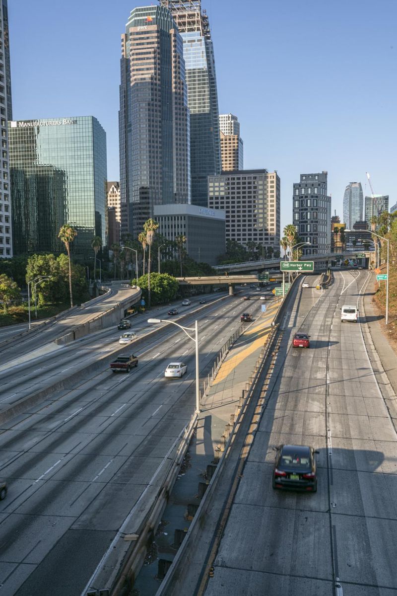 California Metropolis: Bustling Cityscape HDRi Maps and Backplates
