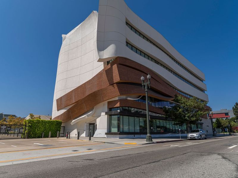 California Modern Office Building in City Life HDRi Maps and Backplates