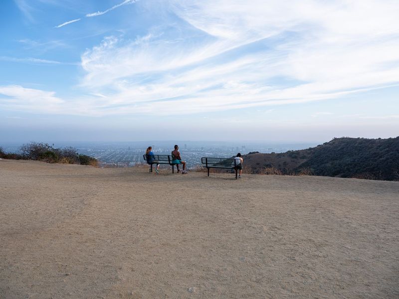 California Mountain View: Nature's Landscape HDRi Maps and Backplates