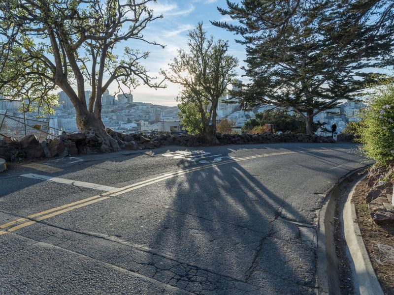 California Residential Road: A Day with Clear Skies HDRi Maps and ...