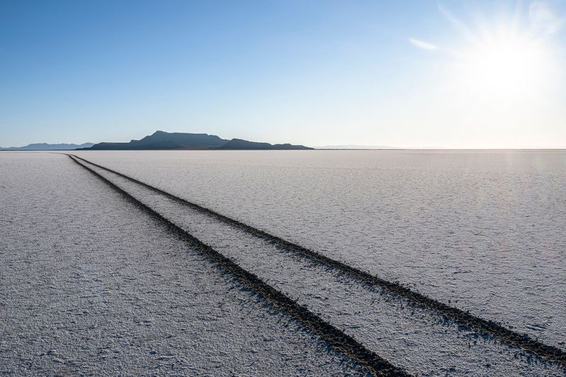 California Sunshine: A Mountain Landscape HDRi Maps and Backplates