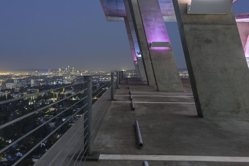 California: Overlooking the Urban Metropolis HDRi Maps and Backplates