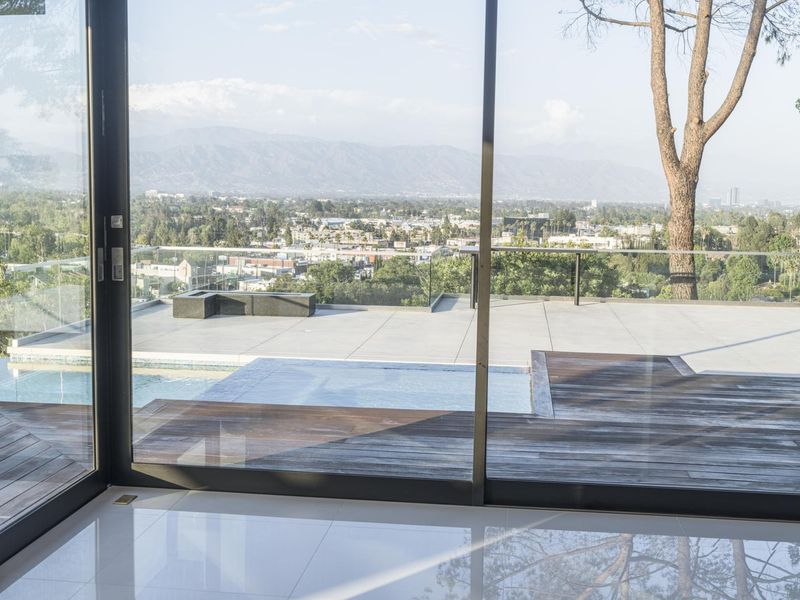 California Villa: Embracing Nature Through Window Interiors HDRi Maps ...