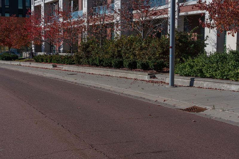 Urban Design in Toronto, Ontario, Canada: Exploring the Neighborhood ...