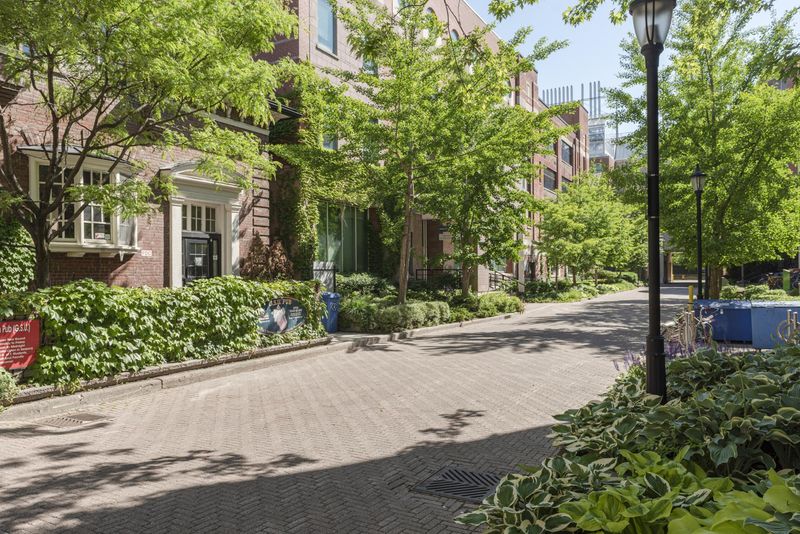 Canadian City: Toronto Streets in Residential Neighborhood HDRi Maps ...