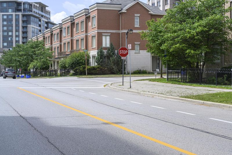 Canadian Suburban Landscape: Townhomes and Homes HDRi Maps and Backplates