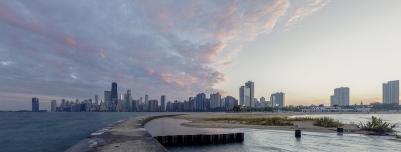 Chicago Cityscape at Dawn: Stunning Skyline Views HDRi Maps and Backplates