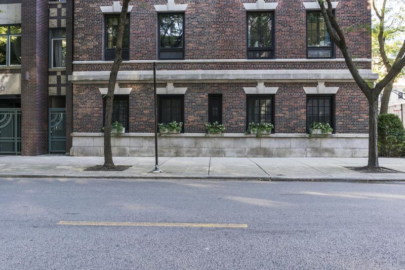 Classic Residential Area in Chicago, Illinois HDRi Maps and Backplates