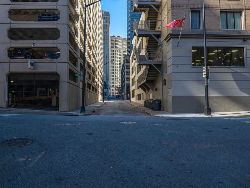 City Life in Atlanta: Clear Sky and Urban Profile HDRi Maps and Backplates