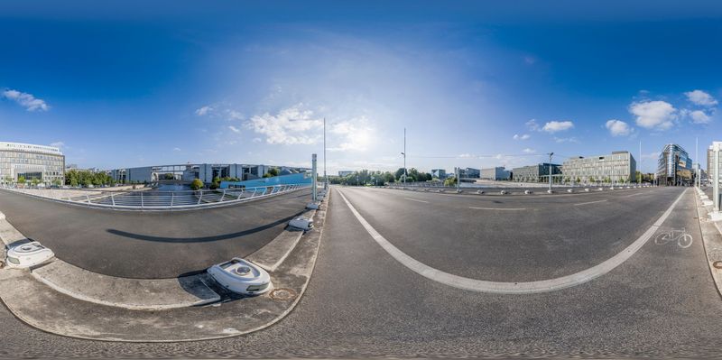 City Life: Urban Design with Street Lights and Modern Architecture ...