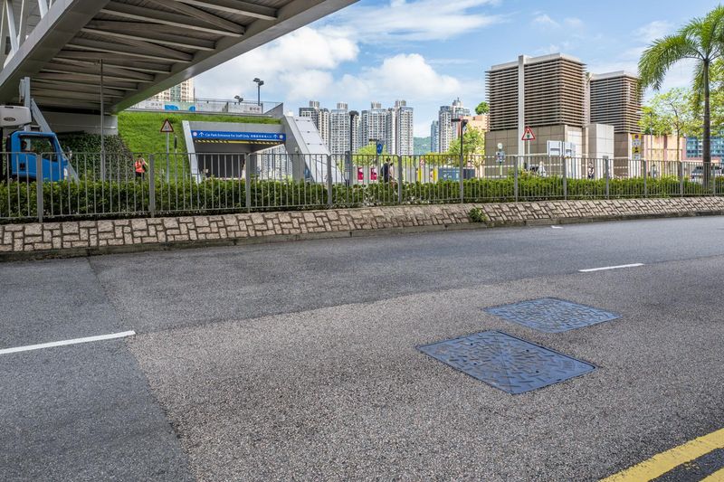 City Roads and Bridges: Infrastructure HDRi Maps and Backplates